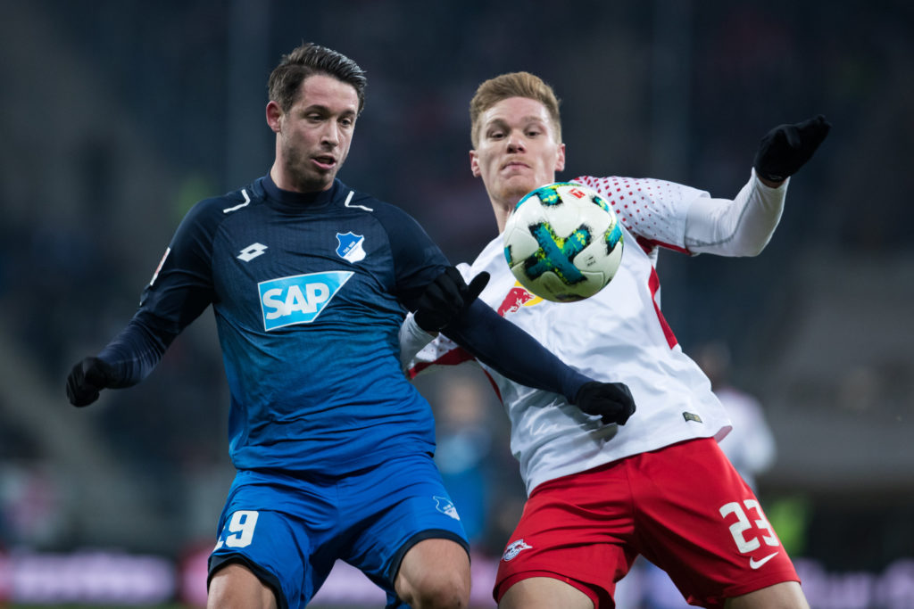 Offiziell: Schalke verpflichtet Mark Uth ablösefrei Offiziell: Schalke verpflichtet Mark Uth ablösefrei